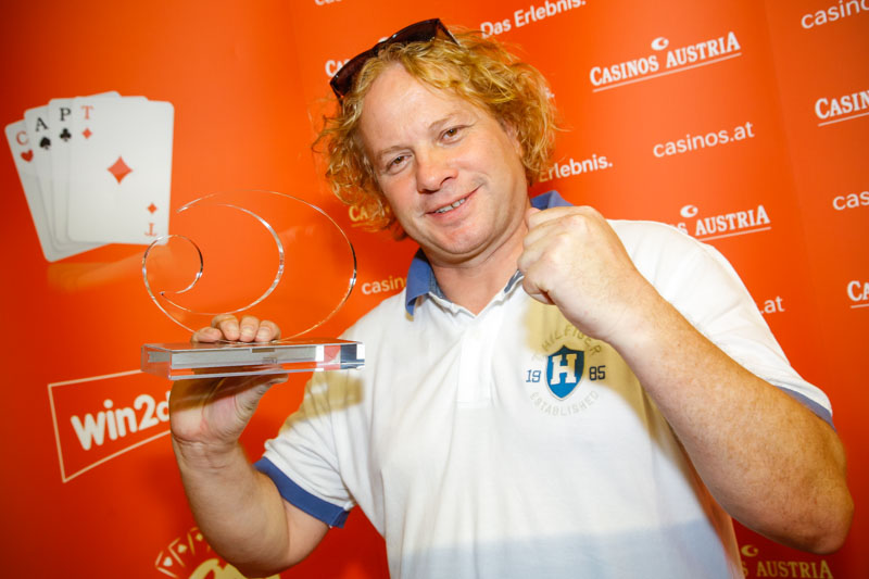 Simon Boss ist der neue Poker Europameister | PokerFirma