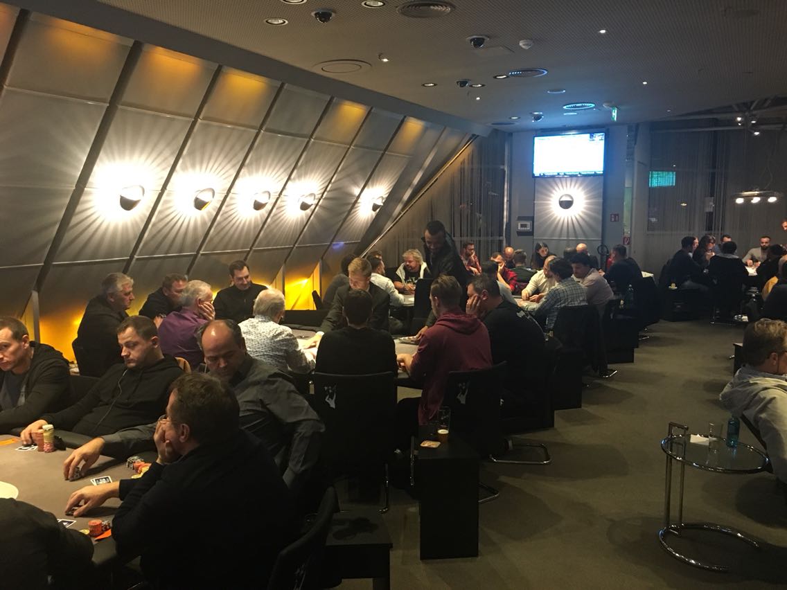 Full House bei den Autumn Masters | PokerFirma